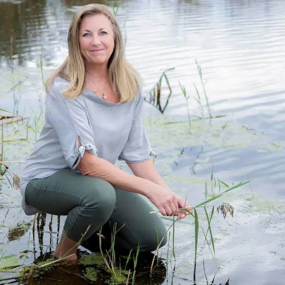 About Our Authors | The Practical Herbalist